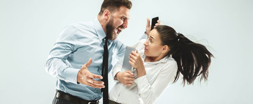Agressão verbal no trabalho: O que fazer?